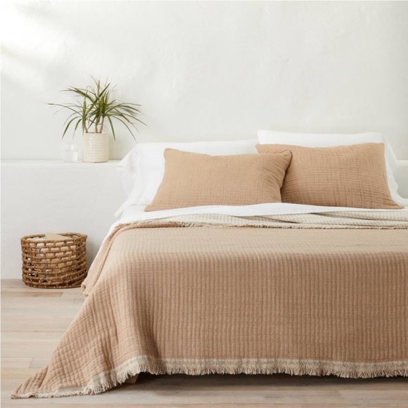 Casaluna | Bedding | Fullqueen Casaluna Reversible Textured Cotton ...